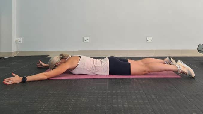 Arm and leg raises 1 Start - Exercises For Injuries Arm and leg raises 1 Start - Exercises For Injuries